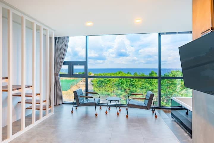#오션뷰 #스파 #안목해변 #중앙시장 스위트B402 복층스파넷플릭스 - Gangneung-si