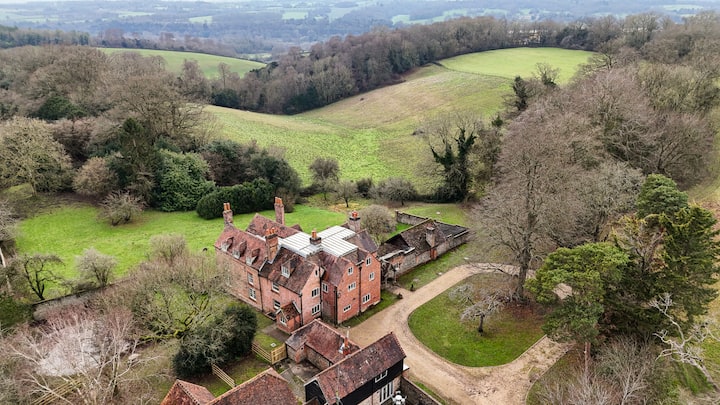 Huckleberry Farmhouse & Annexe - Sleeps 27 - Reading