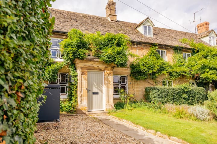 Beautiful 3 Bedroom Cottage In The Cotswolds - Witney