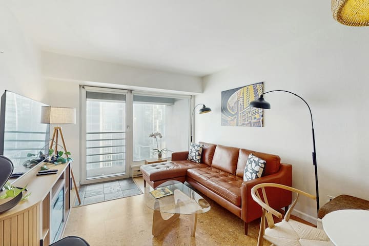 1br Condo With Shared Hot Tub, Amazing Location - Seattle