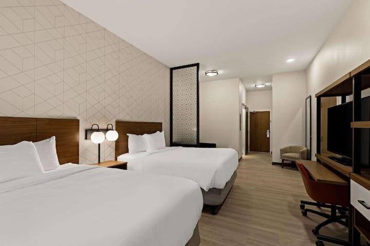 3 Units | Extended Stay Suites |Near Waco Expo Ctr - Waco, TX