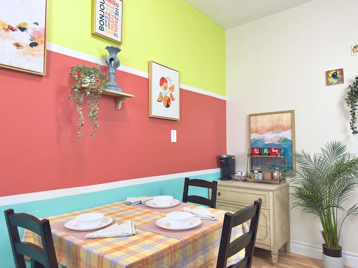 Bright 2 Bdr Unit Near Canal, Beach & Wineries - Port Colborne