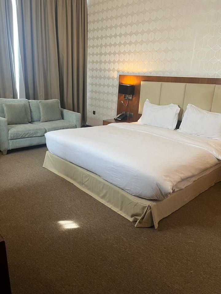 Two Bedroom Apartment Near Al Zafranah Park - Abu Dabi