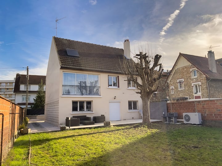 Disneyland Paris ° Spacieux° 6 Pers °Calme - Noisy-le-Grand