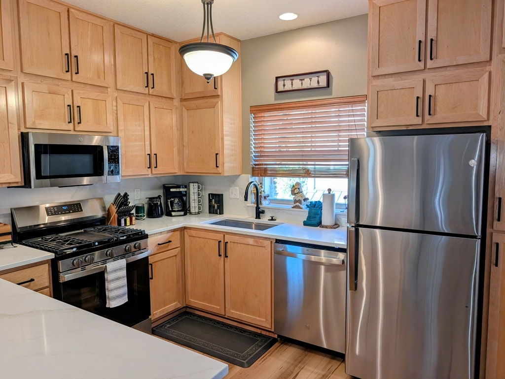 Chalet 62 au complexe hôtelier officiel de Collins Lake - Chalets à ...