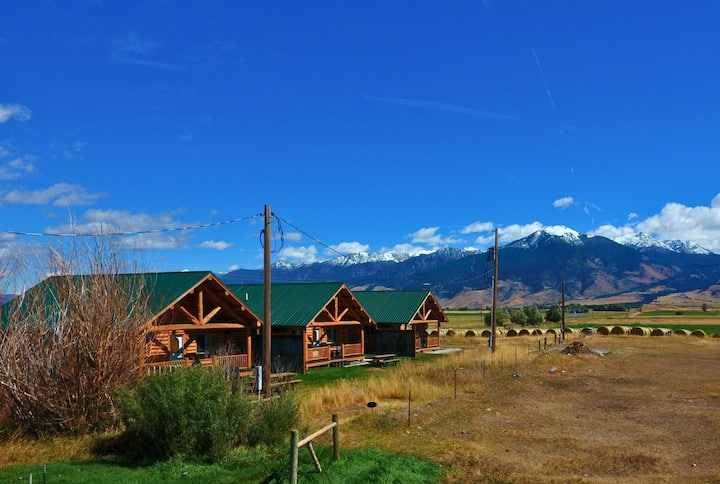 3 Private Cabins For Large Groups - Emigrant, MT