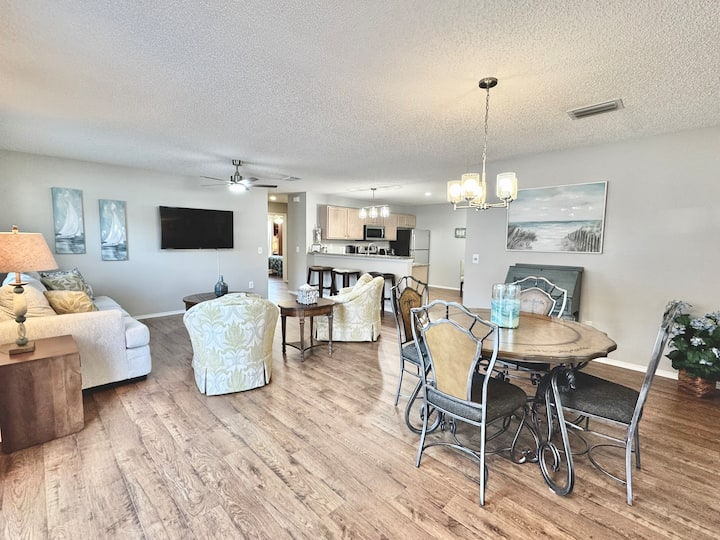 Casa Bella-2/2 W/ Golf Cart In The Villages - The Villages, FL