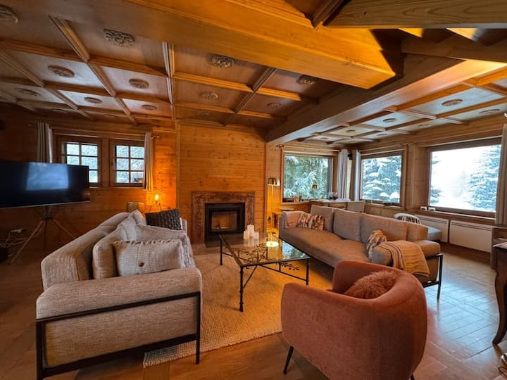Grand Chalet Familial Skis Aux Pieds – Megève - Megève