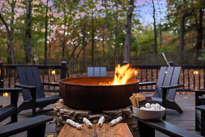 Log Cabin By The Lake|hot Tub, Fire Pit, Games - Blue Ridge, GA