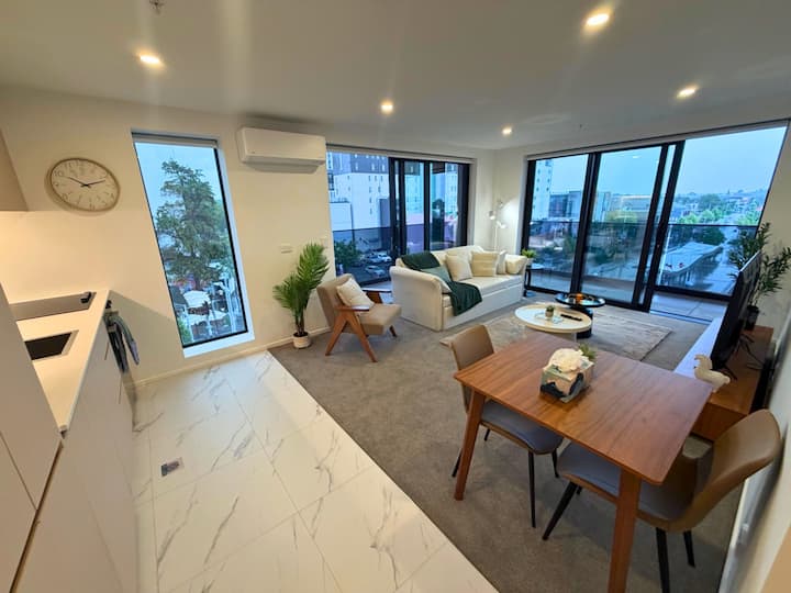 Modern City Base At Manchester Street - Christchurch