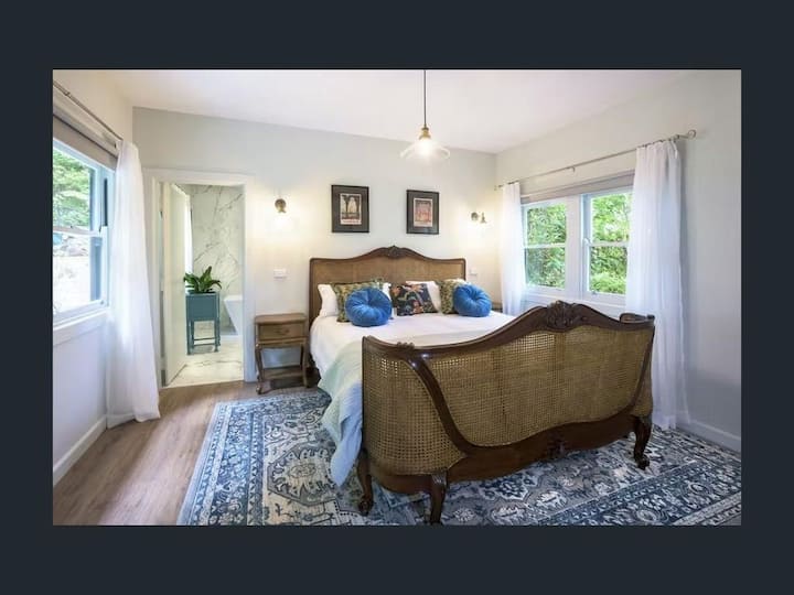 Kallista Charleston Cottage - Mount Dandenong Rang - Dandenong Ranges