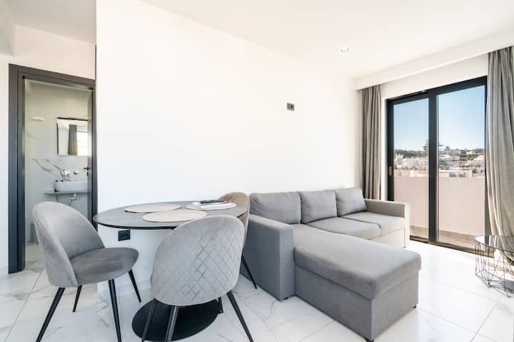One-bedroom Apartment - Rodosz