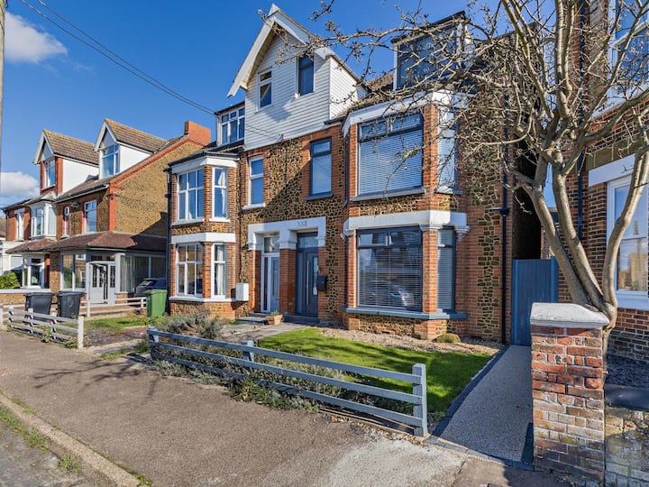 5 Bed In Hunstanton (Oc-79532) - Hunstanton
