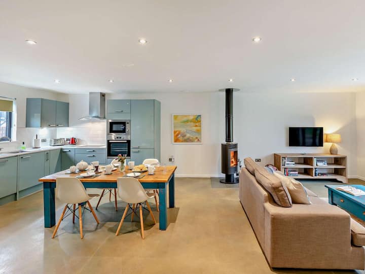 2 Bed In Holsworthy (Oc-50597) - Clovelly