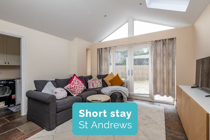 Auld Burn Road (No 2) - Saint Andrews