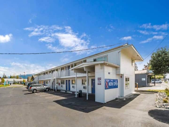 1 Lit King-lit | Fumer | Réfrigérateur - Mount Vernon, WA