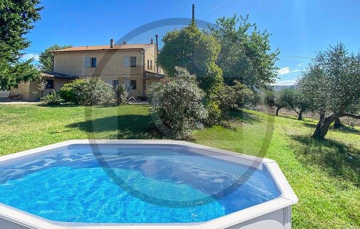 3 Bedroom Pet Friendly Home In Mombaroccio - Pesaro