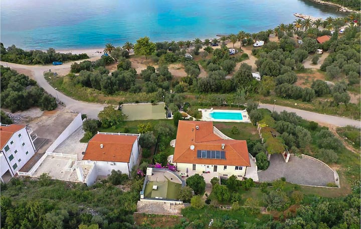 Beautiful Apartment In Trpanj With Wifi - Trappano