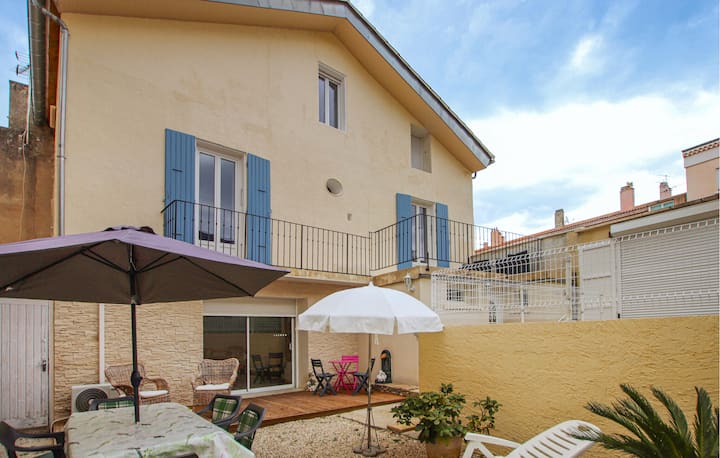 2 Bedroom Nice Home In Nyons - Nyons