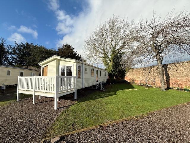 Cabin Sleeps 6 - Pets, Patio & Edinburgh Festival - East Lothian Council