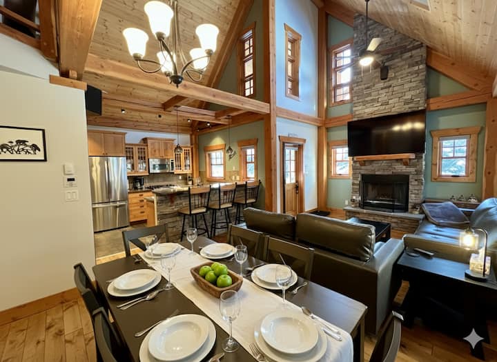 Luxury 4br Dreamcatcher Hot Tub & Ski-in - カナダ キンバリー