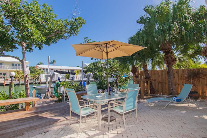 Canalfront + Cabana Club | Dock & Beach - Key Colony Beach