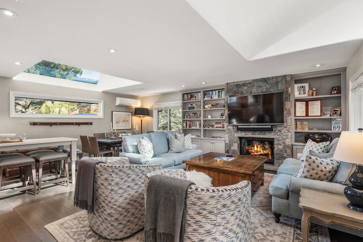 Dolomite 10 | 5-bedroom Townhome | 3 Levels | Walk - Aspen, CO