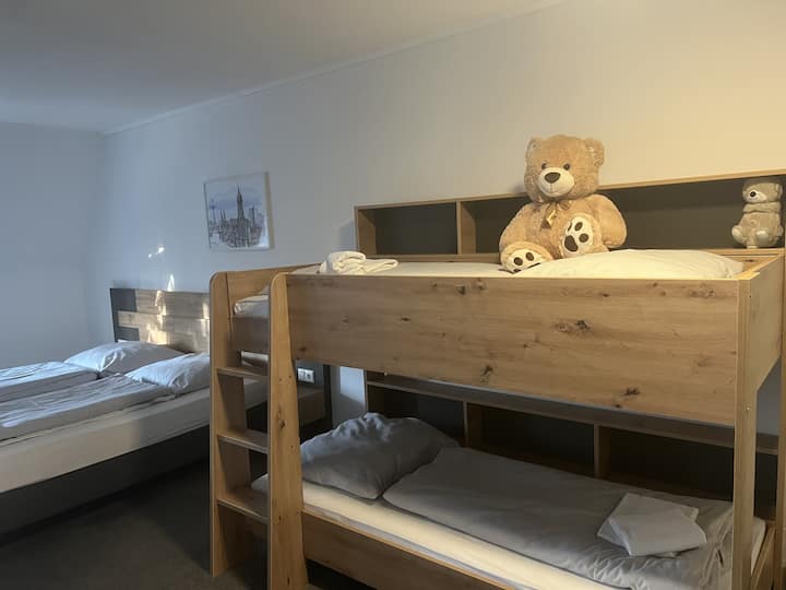 Famille-de Luxe-salle De Bain Privée-vue Sur Jardi - Seevetal