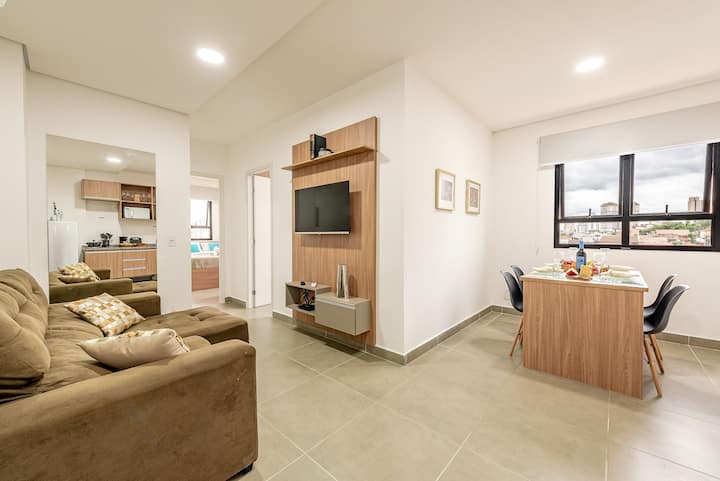 Apê Completo Em Sbc | Piscina + Vaga + Ac E Wi-fi - Santo André