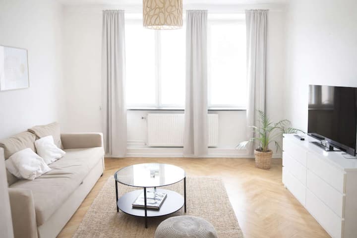 Bright & Spacious Apartment In Quiet And Exclusive - Solna