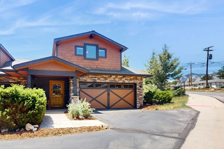 Modern Townhomes Near Lake Estes - Estes Park, CO