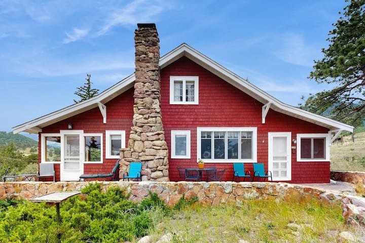 Rustic & Charming 4br | Mountain Views | Near Rmnp - Estes Park, CO