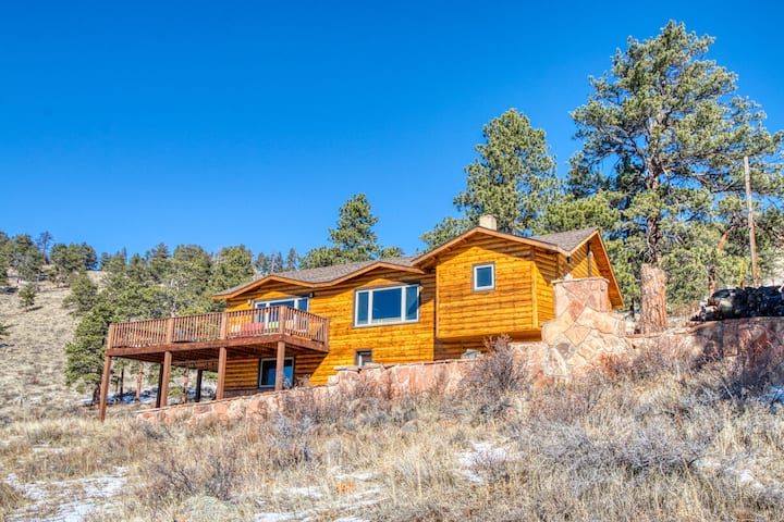 Charming 2br Cabin With Excellent Mountain Views - Estes Park, CO