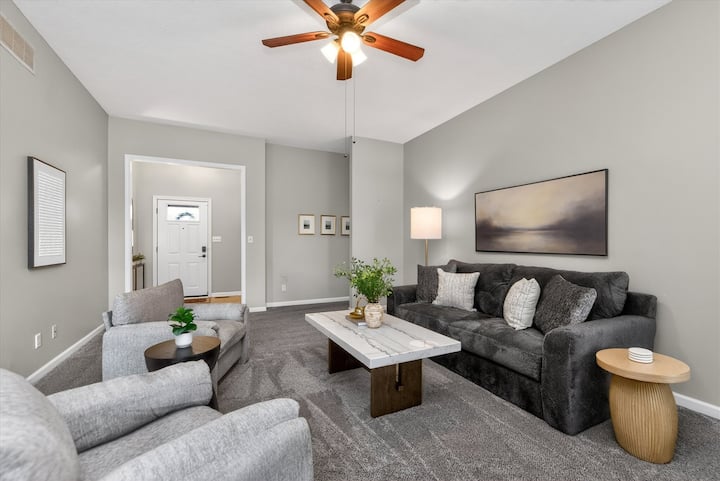 Thoughtfully Furnished Living In Greenwood - Greenwood, IN