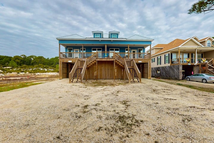 3 Br Duplex With Gulf Views Internet - Dauphin Island, AL