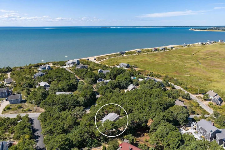 Steps To The Beach, Hot Tub, Entertainment Suite! - Eastham, MA