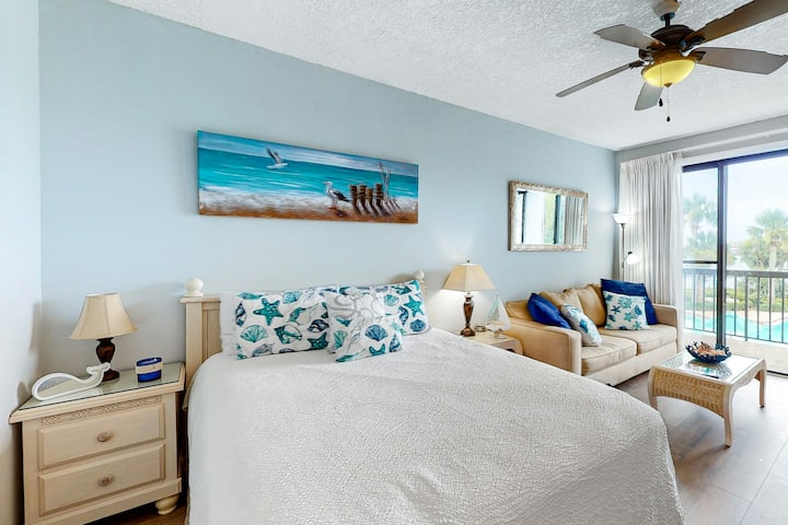 Perfect Studio Bayview 2nd-floor | Balcony - Fort Walton Beach, FL