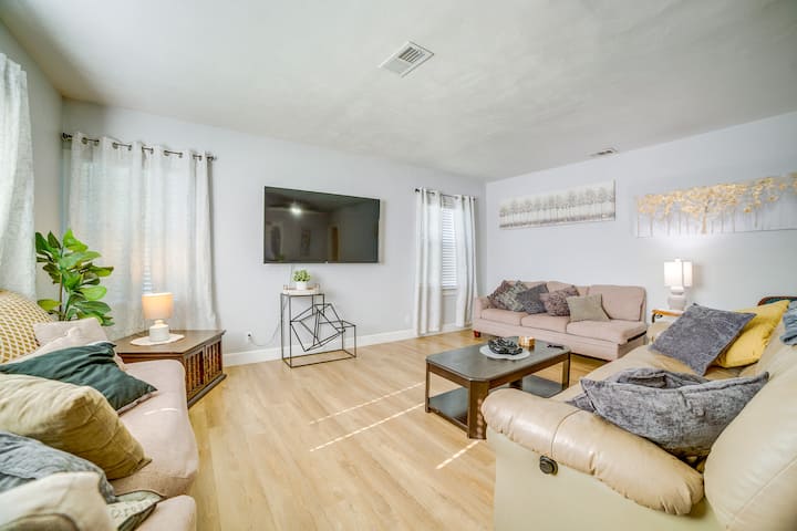 Family-friendly Home 2 Mi To Dtwn Riverside - 리버사이드