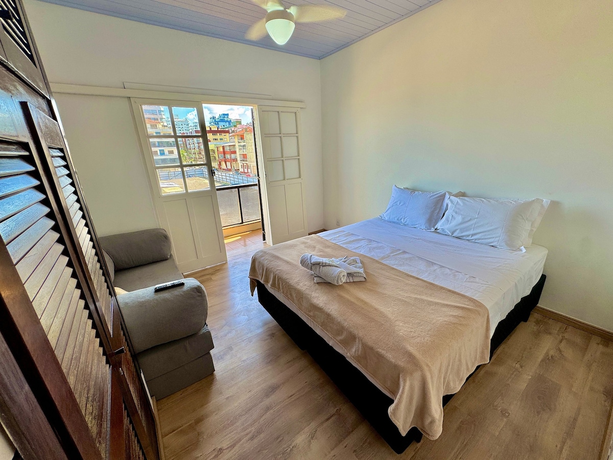 Aymoré 321 con balcón y vista al mar – Centro Capão - Departamentos en ...