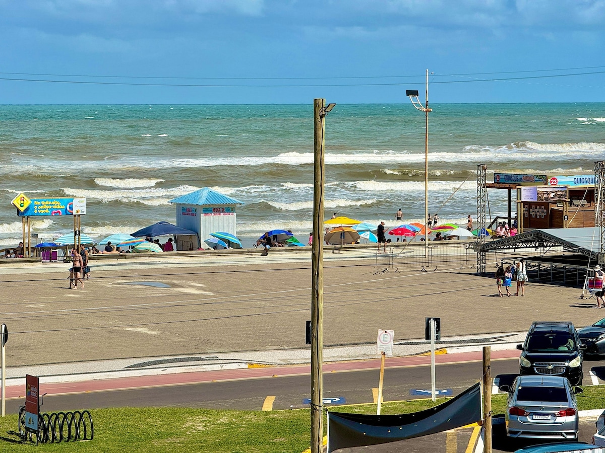 Aymoré 321 con balcón y vista al mar – Centro Capão - Departamentos en ...