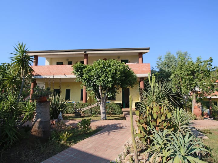 Maison De Vacances En Bord De Mer à Ricadi - Tropea