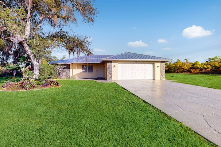 2br Classic Home Near Lake Placid With Patio, W/d - Lake Placid, FL