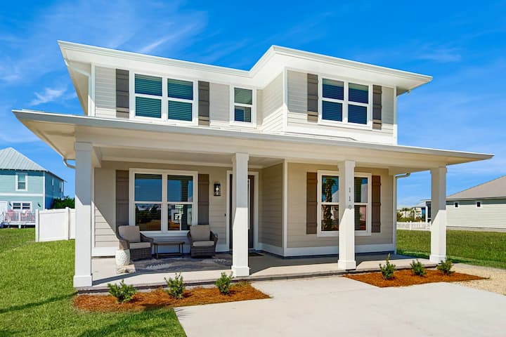 5 Br, Large Home, Shared Pool, Close To Beach - Mexico Beach, FL