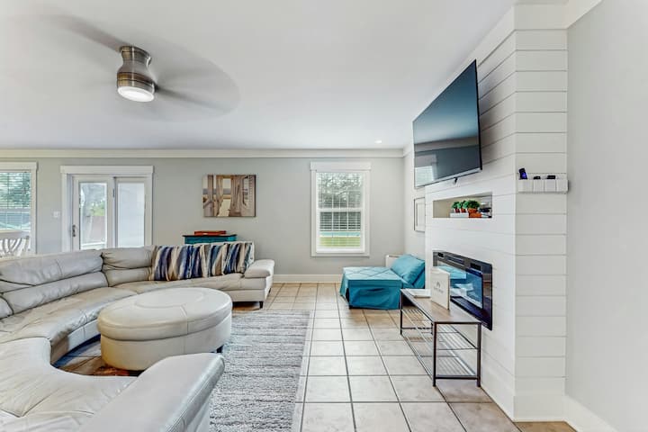 Amazing Home Near Beach With Private Pool, Screene - Navarre, FL