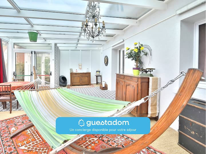 La Véranda Proche Paris Parking - Épône