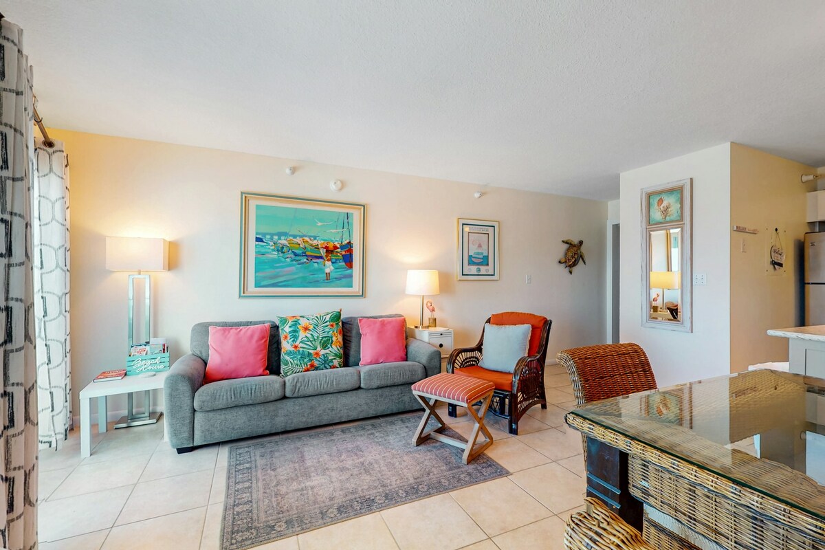 1 dormitorio frente al golfo en el tercer piso | Balcón | Piscina ...