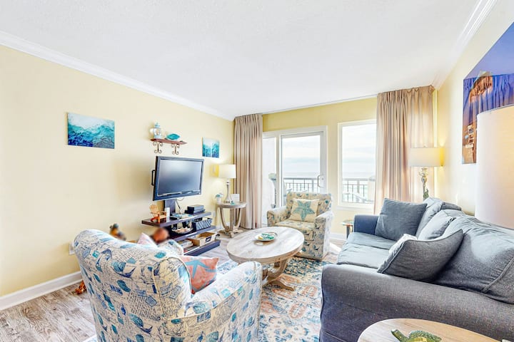 Beautiful Gulffront 2br | Pool | Gym | Balcony - Fort Walton Beach, FL