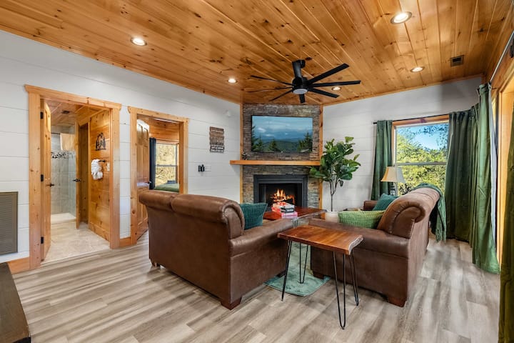 Indoor Pool | Great Location | Hot Tub | Arcades - United States