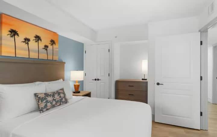 Room W/ Balcony Near Arcadia Beach – 5 Miles Away - Myrtle Beach, SC