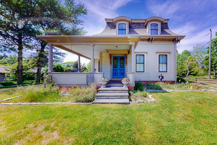 Amazing & Large 4br - Charming Patio, Full Kitchen - Brewster, MA